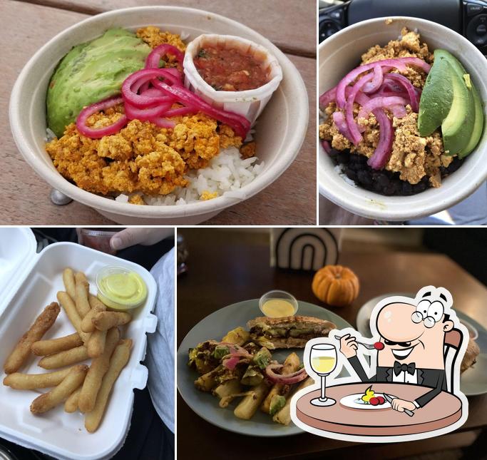 Lobo Cuban Food in Long Beach - Restaurant menu and reviews