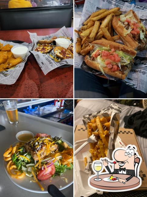 Underdog Sports Bar and Grill, Harrisburg - Restaurant menu, prices and ...
