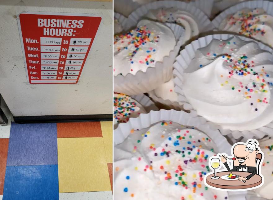 La Reyna Bakery in Santa Rosa - Restaurant menu and reviews