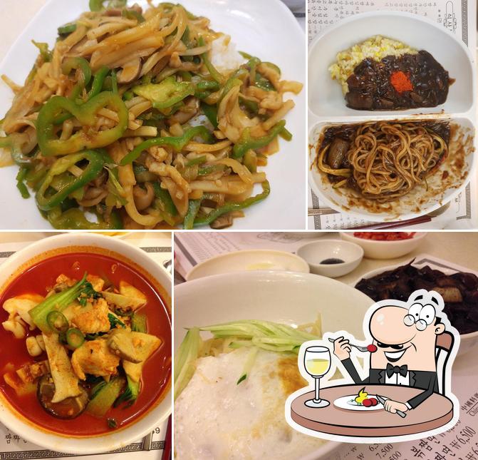 Donggang Chinese restaurant, Seoul, 169-6 Samseong-dong - Restaurant ...