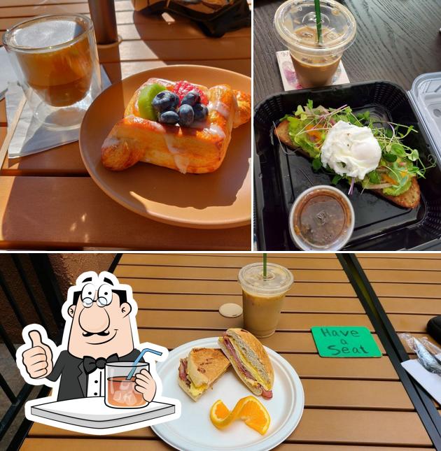 Le Buzz, 2930 N Swan Rd in Tucson - Restaurant menu and reviews