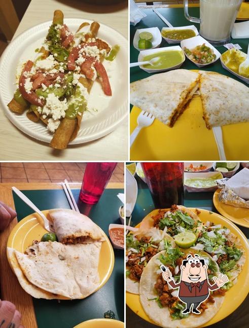 El Cometa, 9529 Viscount Blvd in El Paso - Restaurant menu and reviews