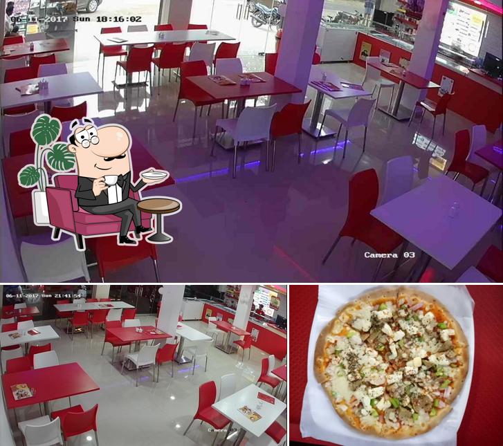 Blizz Cafe, Hyderabad, Beside Swagath Grand - Restaurant reviews