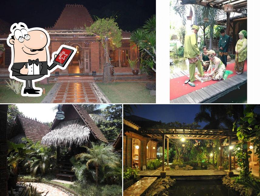 Delman Resto restaurant, Semarang - Restaurant reviews