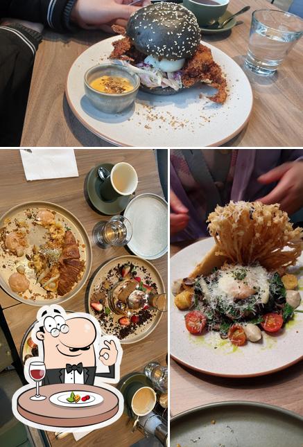 Daybreak Cafe, Docklands in Docklands - Restaurant menu and reviews