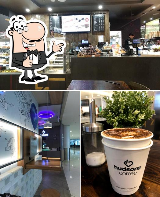 Hudsons Coffee, Domestic Terminal 2, Sydney Airport, 10 Arrival Ct in ...