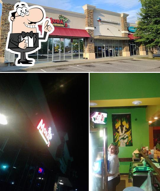 Mobay 2 at Carolina SunSplash in Columbia - Restaurant reviews