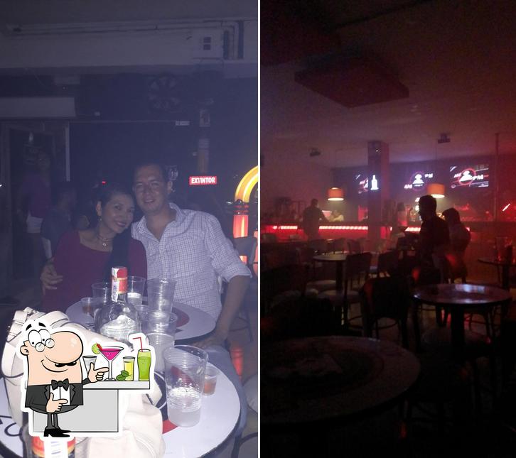 AM PM pub & bar, Cali, Cra. 66 ##10A-31 - Restaurant reviews