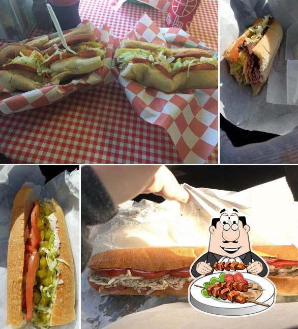 Dee's Deli, Cranston - Restaurant menu, prices and reviews