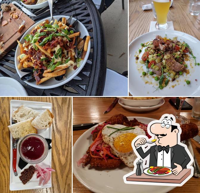 Black Rooster in West Columbia - Restaurant menu and reviews