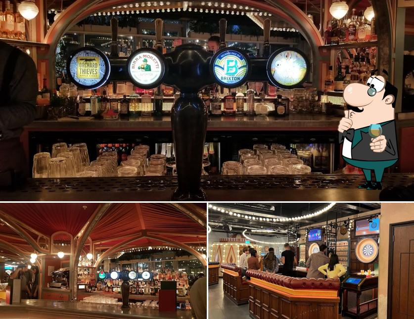 Flight Club Victoria, London - Restaurant menu, prices and reviews