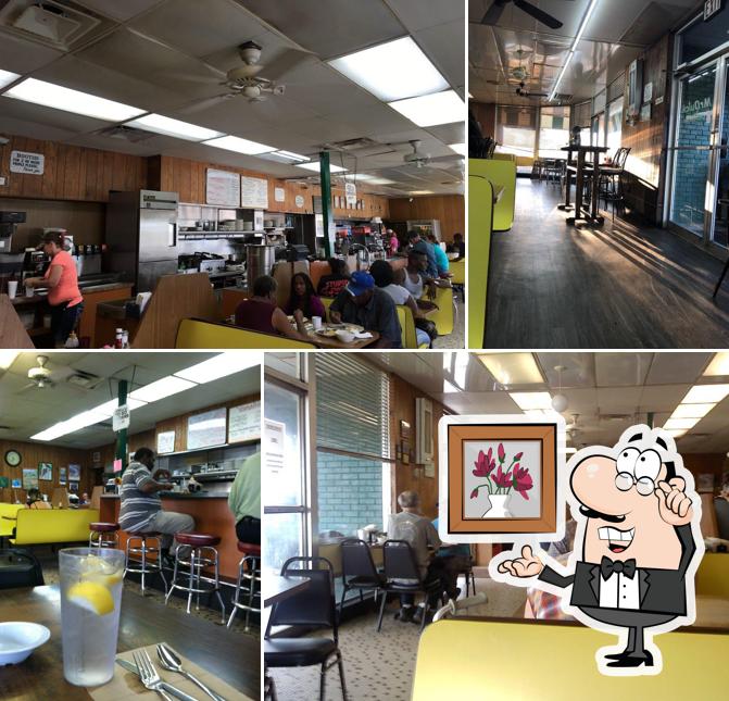 Mr Quick Restaurant, Orlando - Restaurant menu, prices and reviews