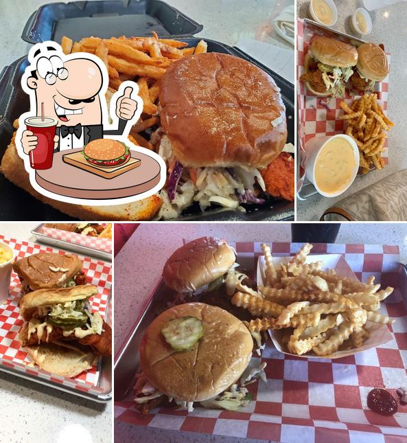 Angry Chickz, 5044 N West Ave in Fresno - Restaurant menu and reviews