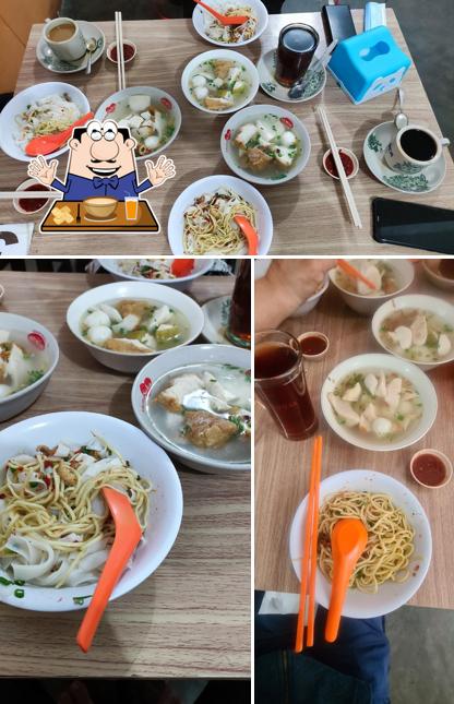 Yong Tahu "Tempo Dulu", Batam - Restaurant menu, prices and reviews