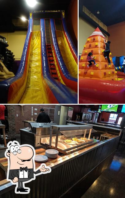 Oasis Lanes, El Paso - Restaurant menu, prices and reviews