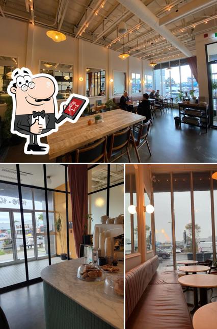 Théo Café in Longueuil - Restaurant reviews