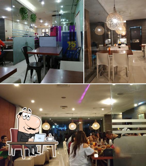 Solaria restaurant, Surabaya, Solaria Plaza Marina - Restaurant reviews