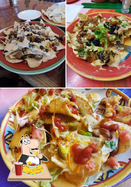 Piñatas Mexican Smokehouse, Port Huron - Restaurant menu, prices and ...