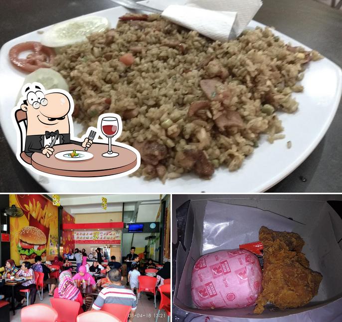 Rocket Chicken Pal restaurant, Pontianak - Restaurant reviews