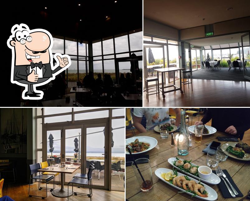 East Pier Hotel in Napier - Restaurant reviews