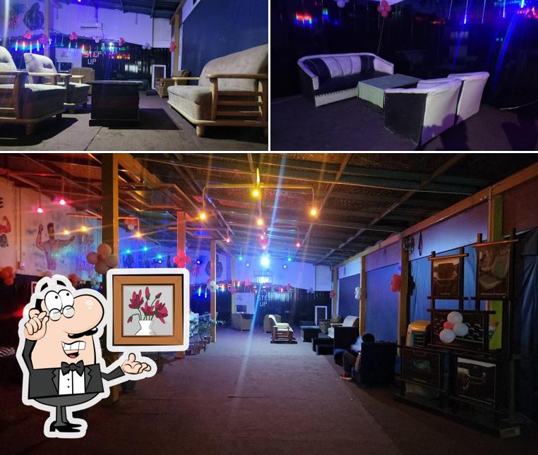 Step up lounge & cafe, Dehradun - Restaurant reviews