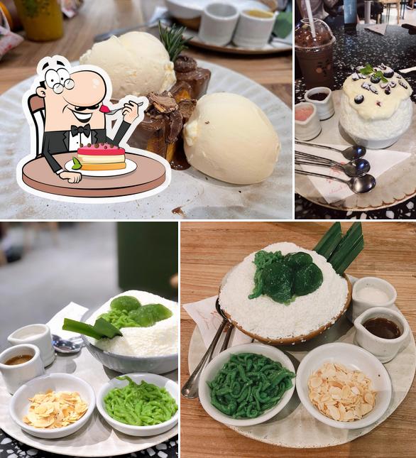 Cheevit Cheeva (ชีวิตชีวา) desserts, Bangkok, Phahonyothin Rd ...