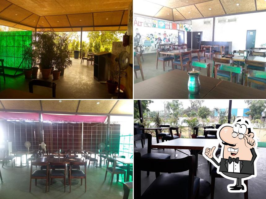 Halt-Saras Parlour, India - Restaurant reviews