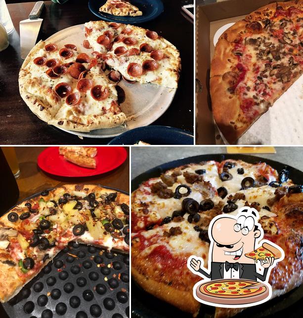 Greek's Pizzeria & Tapp Room in Franklin - Restaurant menu and reviews