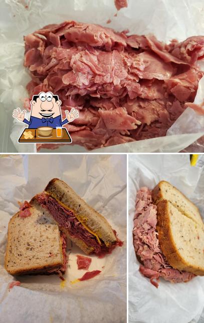 Best corned beef in Oak Forest restaurants, autumn 2023 - Restaurant Guru