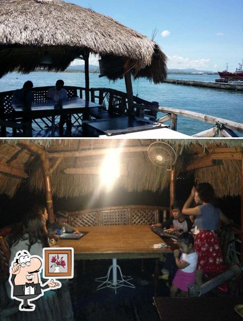 Anton's Seafood Floating Restaurant, Lapu-Lapu City