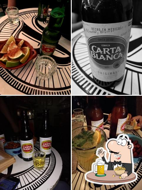 La Botica pub & bar, Mexico City, Arturo Ibáñez 2 - Restaurant reviews