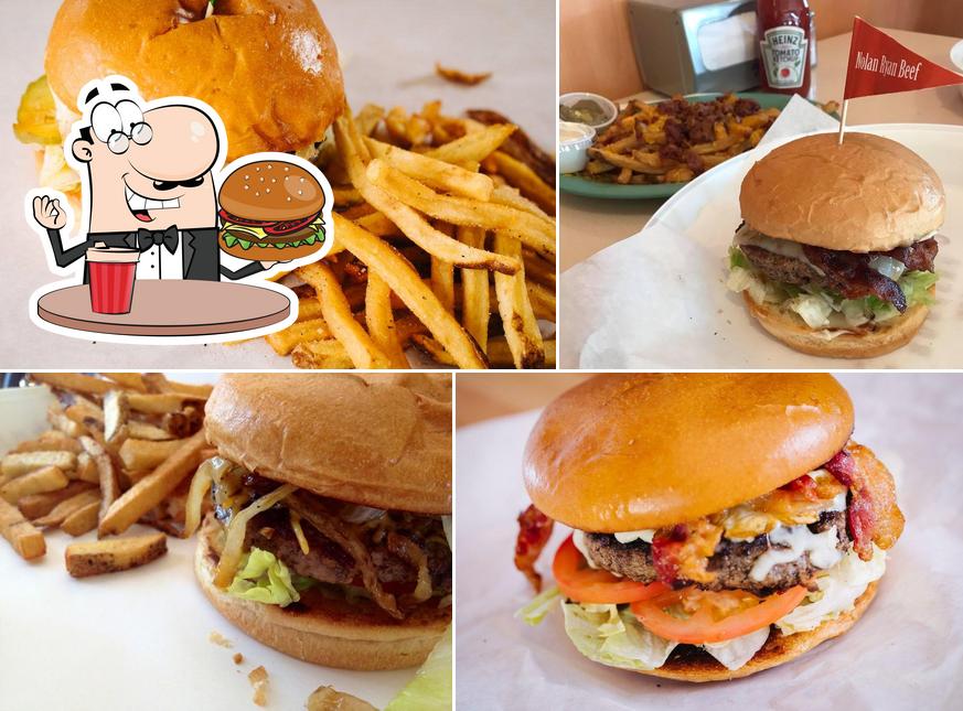 Chapps Burgers (Keller) in Keller - Restaurant menu and reviews