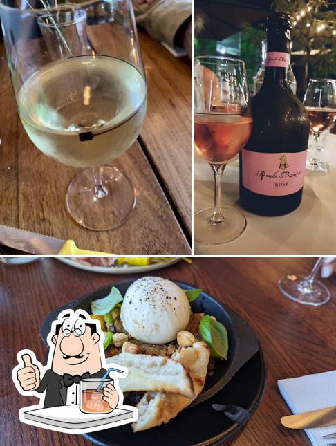 Pizzéria NO.900, 4091 Rue Molson in Montréal - Restaurant reviews