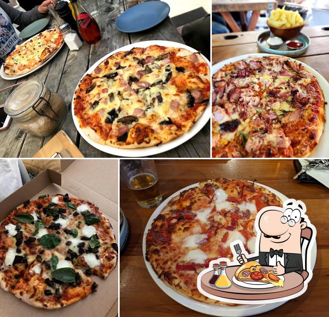 Long Beach Tavern, Waikanae - Restaurant menu, prices and reviews
