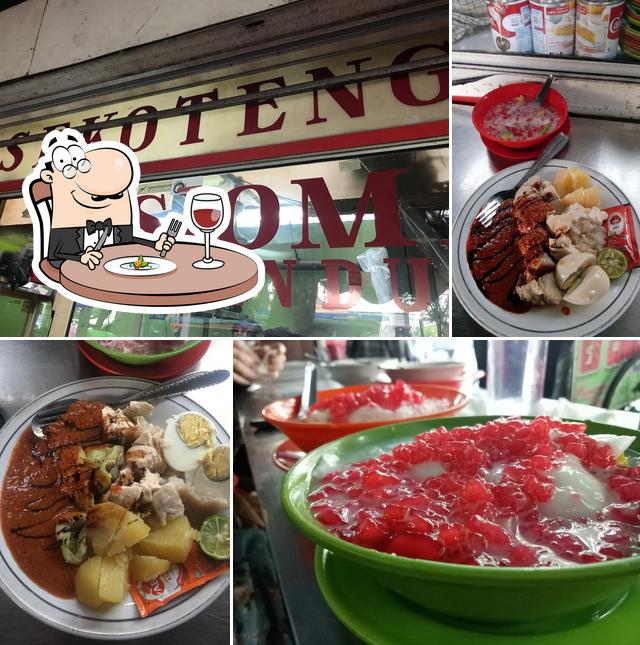 Es Sekoteng & Siomay BOPER restaurant, Bogor - Restaurant reviews