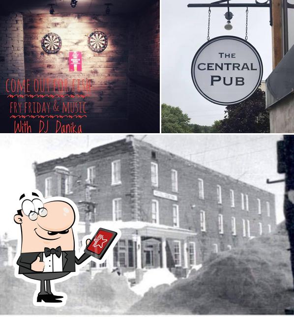 The Central Pub in Burk's Falls - Restaurant reviews