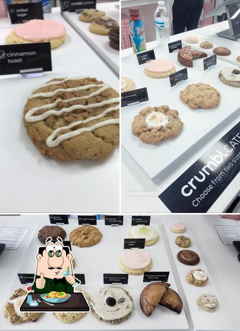 Postres Crumbl Cookies - Arcadia, Phoenix, E Indian School Rd - Carta ...