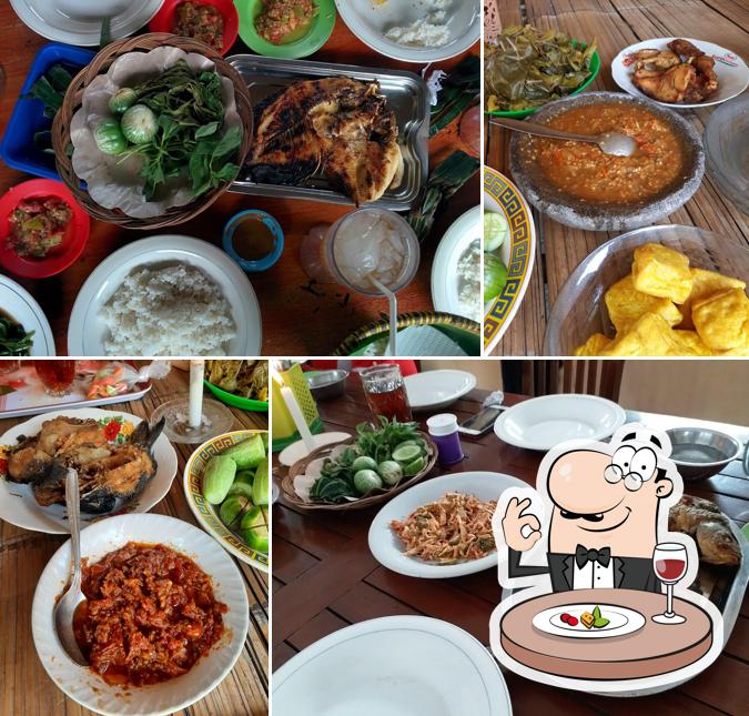 RM Karang Kitri restaurant, Tembong - Restaurant reviews