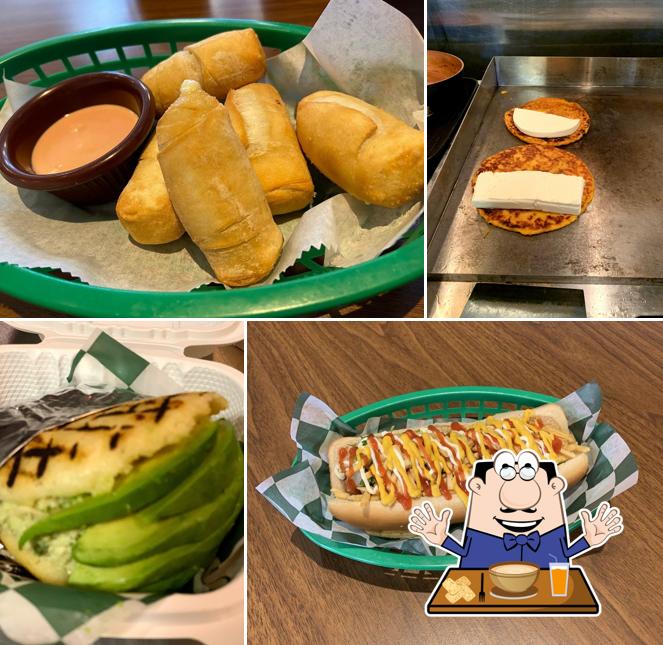 MANTIS CAFE in North Miami - Restaurant menu and reviews