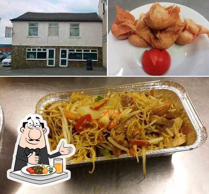 Golden Chippy, Oldham - Restaurant menu, prices and reviews