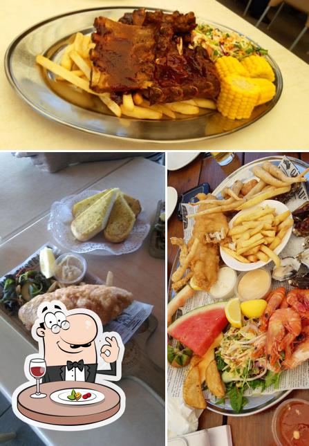 Redland Bay Hotel, 160 Broadwater Terrace in Redland Bay - Restaurant ...