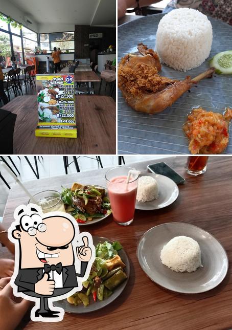 Bebek Goreng Harissa Roxy Square Jember restaurant, Jember - Restaurant ...