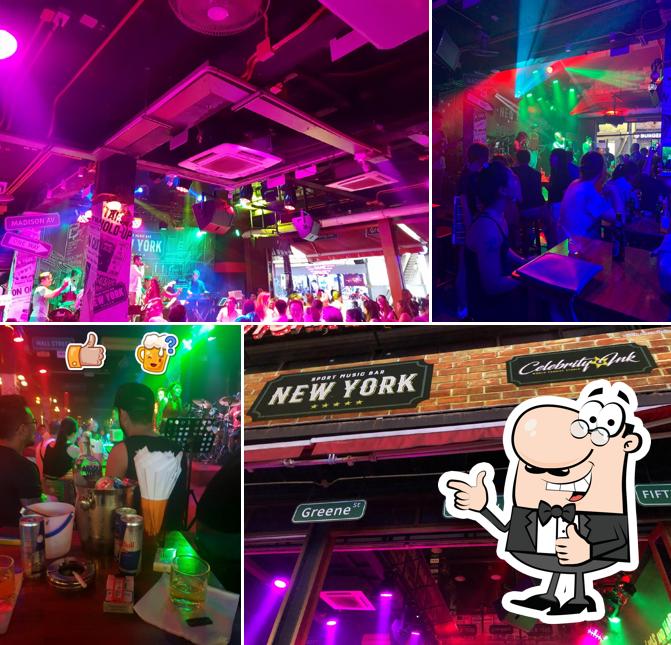 New York - Live Music Bar, Pa Tong - Restaurant reviews