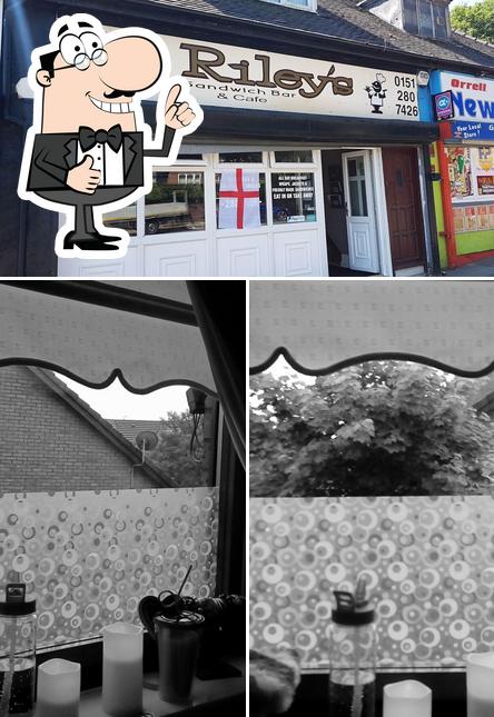 Riley's, 59 Orrell Rd in Bootle - Restaurant reviews