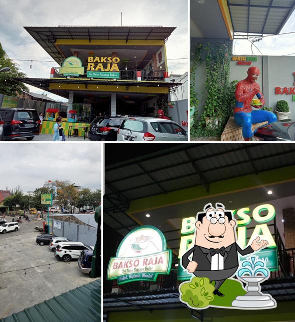 BAKSO RAJA & ES CAMPUR NITA, Medan - Restaurant menu, prices and reviews
