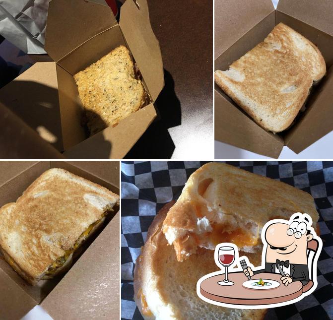 Meltwich Food Co., 154 Queen St S Suite 108 in Mississauga - Restaurant ...