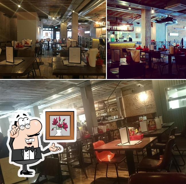 7 Bone Burger Co., Reading - Restaurant menu, prices and reviews