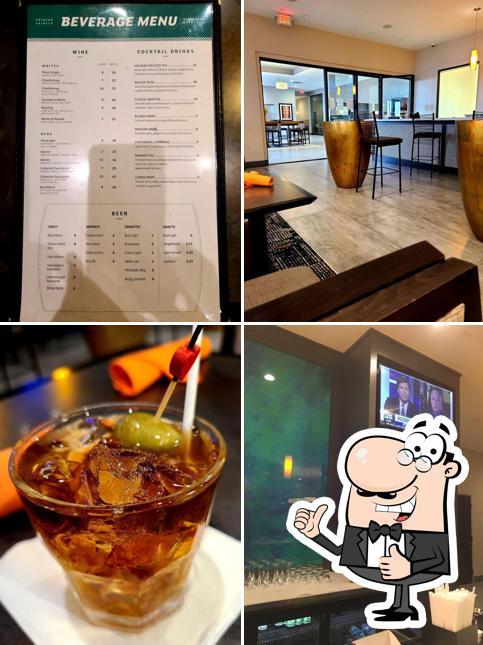 Aviator's Bar and Grill, Humble - Restaurant menu, prices and reviews