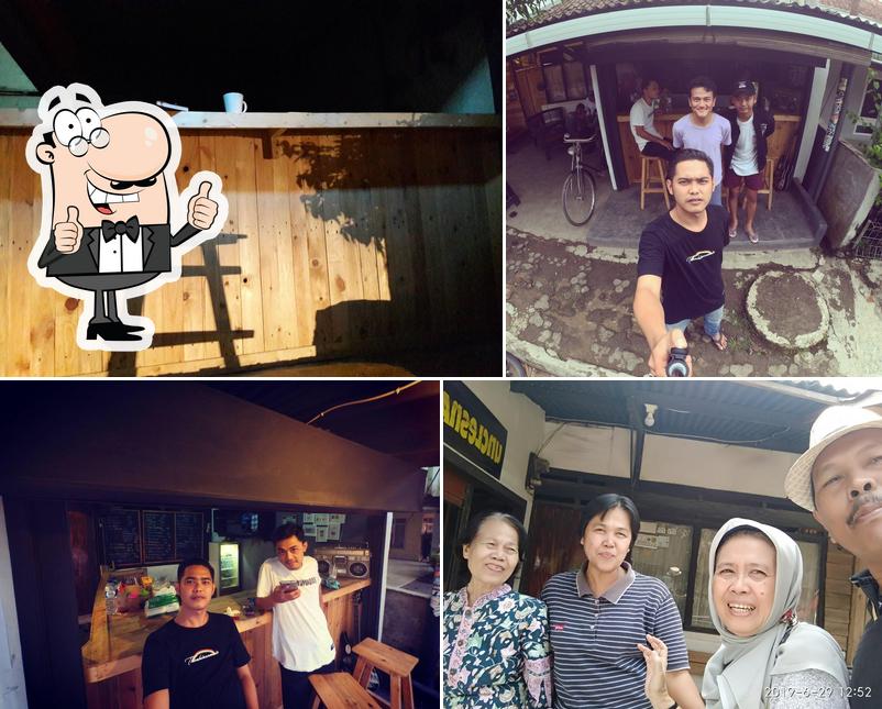 Unclesnake Coffee cafe, Jasinga, Jalan Letnan Sayuti No. 6 - Restaurant ...