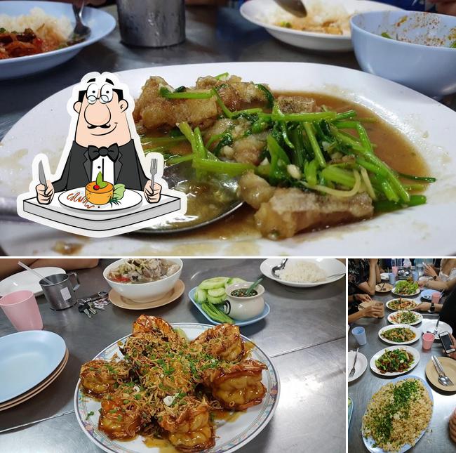 Hong Khao Tom Pla Restaurant, Phuket - Restaurant menu, prices and reviews